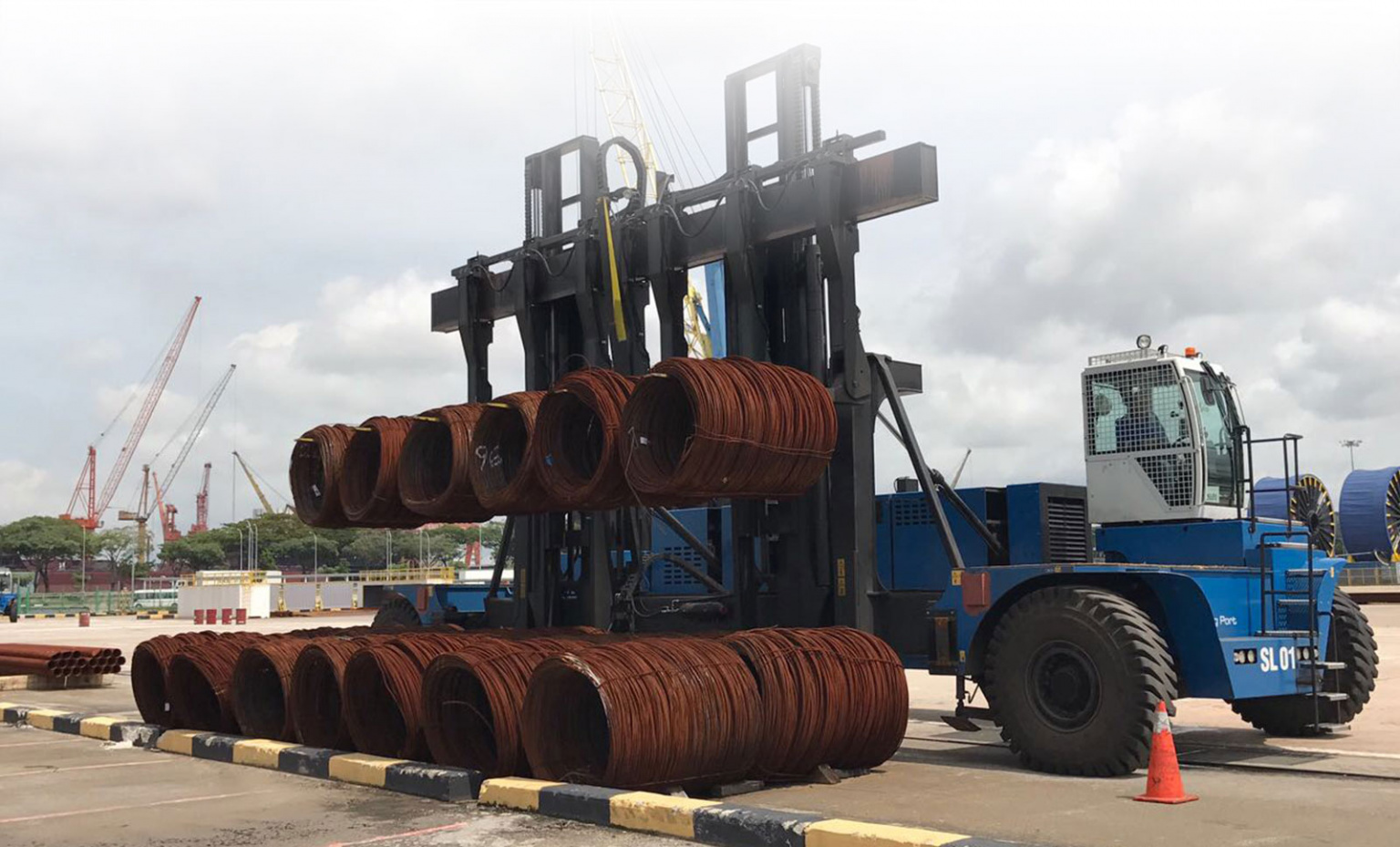 Steel Terminal With Side Loaders | Jurong Port Singapore
