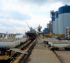 Dry & Liquid Bulk Cargo | Jurong Port Singapore