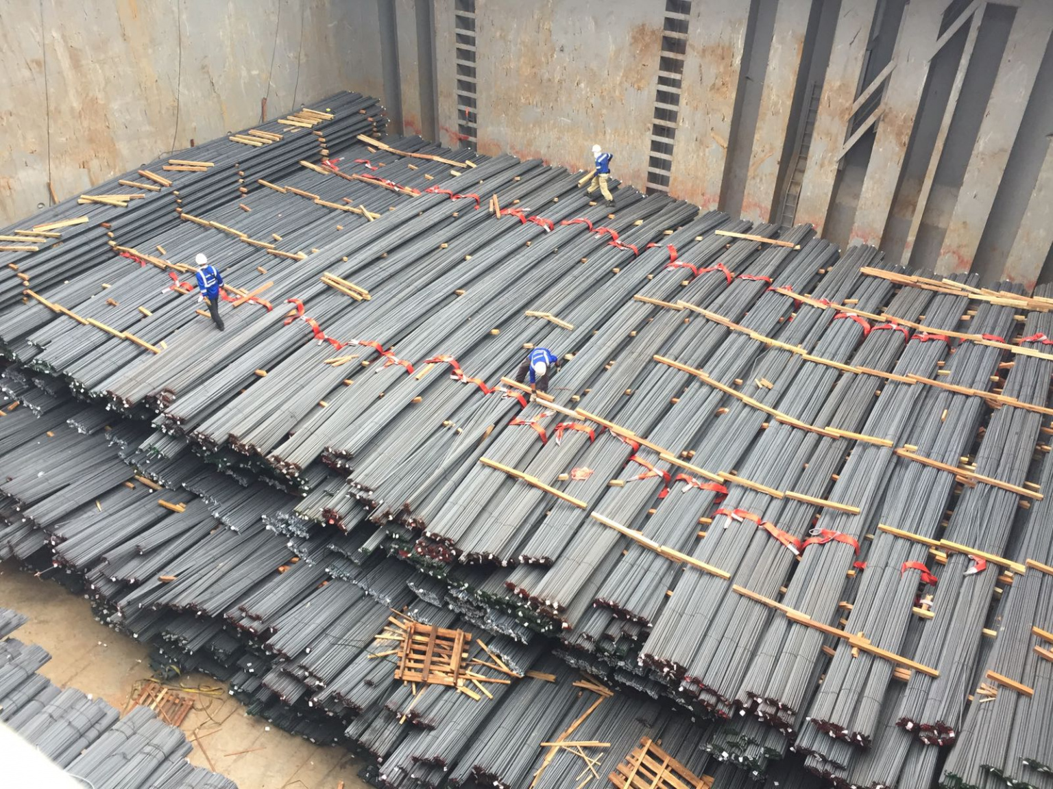 Steel Terminal With Side Loaders | Jurong Port Singapore