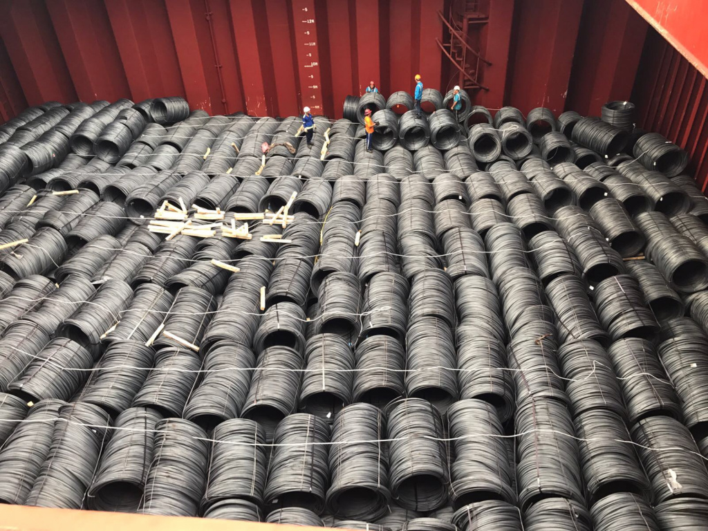 Steel Terminal With Side Loaders | Jurong Port Singapore